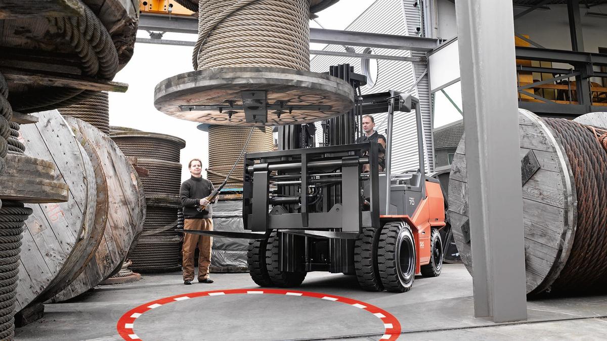 LED floor marking system for EOT crane | ALIS Tech Ltd.